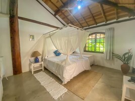 Quarto Duplo ou Twin Standard, vista para o jardim | Wi-fi grátis 