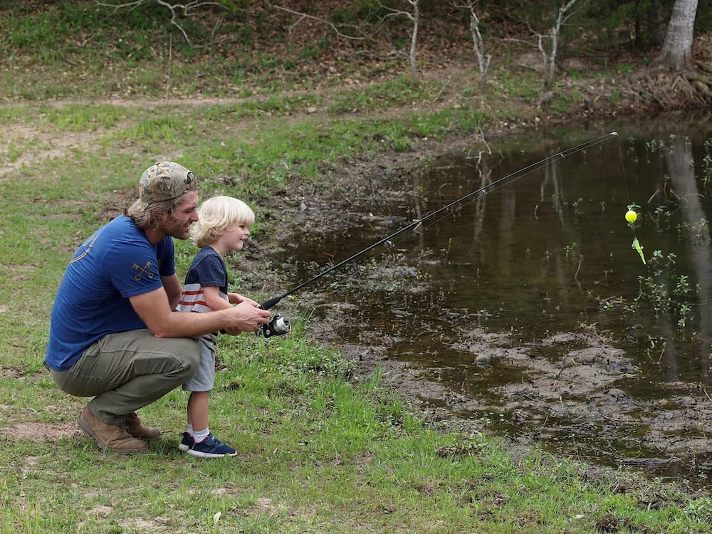 Enchanted Cabin nestled in thick woods near Enchanted Lake & Private ...