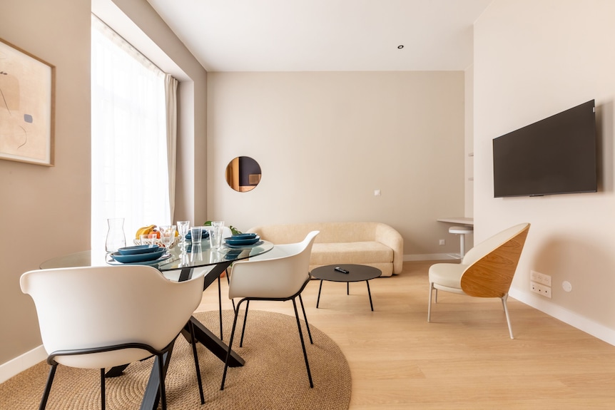 Apartment-le Saint-lazare-superior-ensuite With Shower-street View - Wasquehal