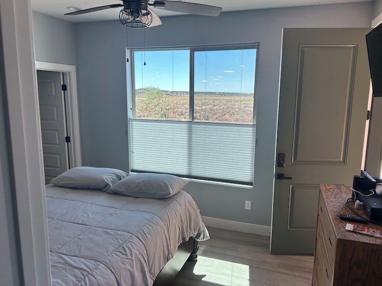 Shared Space With Owners. 2 Bedroom And Bath, Swim Spa, Golf Green,great Views. - Utah