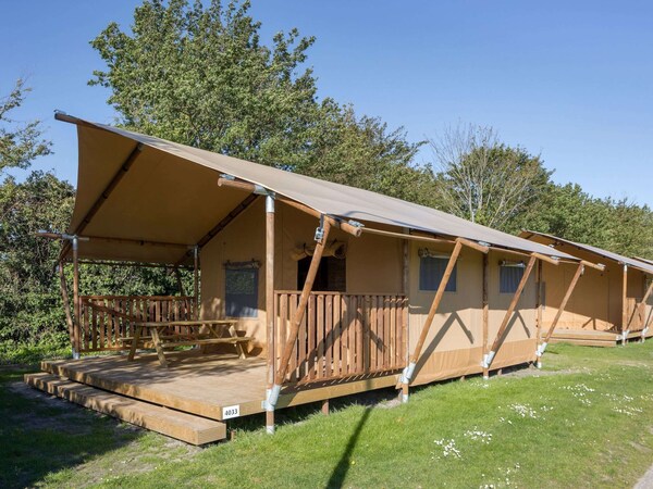 Comfortable Glamping Stay - Drente