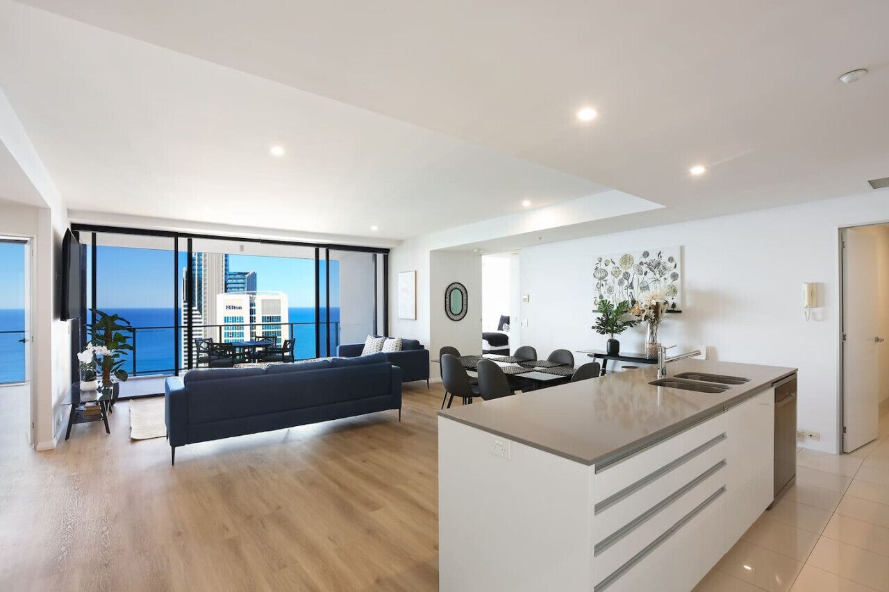 60fl Stunning 3 Brm Apartment With Amazing View! - Surfers Paradise