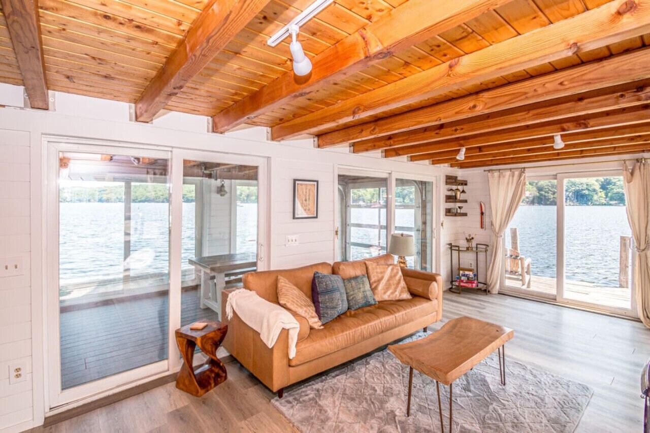 Overwater Bliss | Private Dock + 4 Min To Sunapee - New London, NH