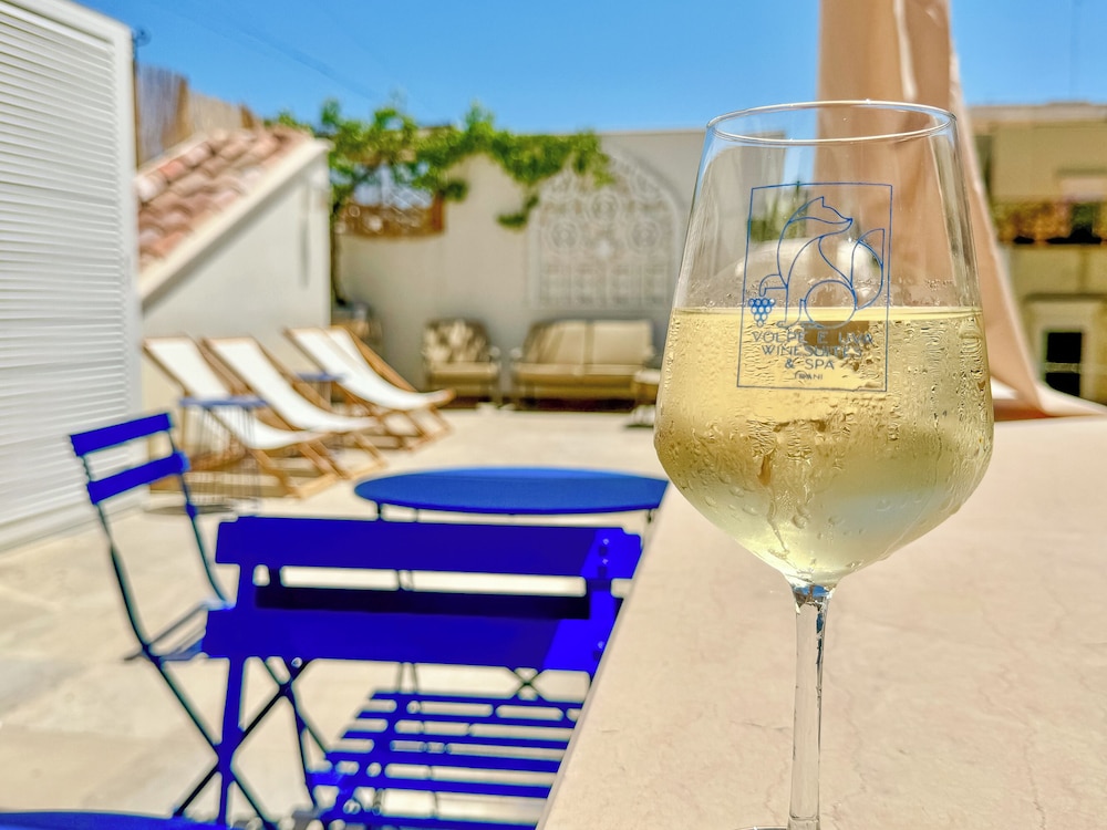 Volpe E Uva Winesuites & Spa - Trani