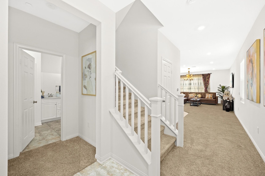 Superb 6bd/4ba Villa In Riverside With Wifi, King Beds Large Space, Clean New - Bloomington, CA
