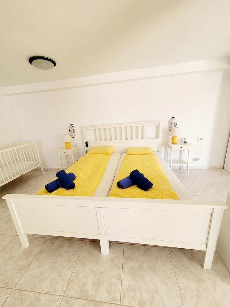 Ferienhaus El Musgo Mit Meerblick Und Pool - Los Cristianos
