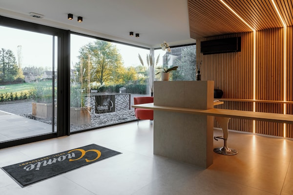 Cc Nomie Hôtel Restaurant - Hastiere