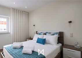 Apartamento Exclusivo | Ferro/tábua de engomar, Wi-fi grátis, roupa de cama fornecida 