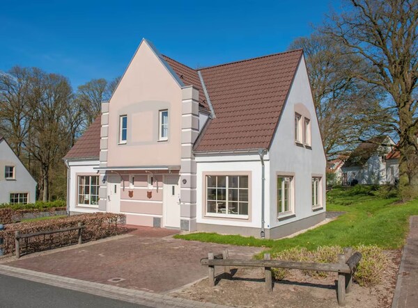 Restyled Holiday Home, On A Holiday Park At 20 Km. From Nordhorn - Niedersachsen