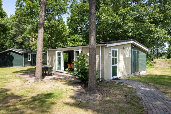 Chalet In De Peel Near Forest - Limburg