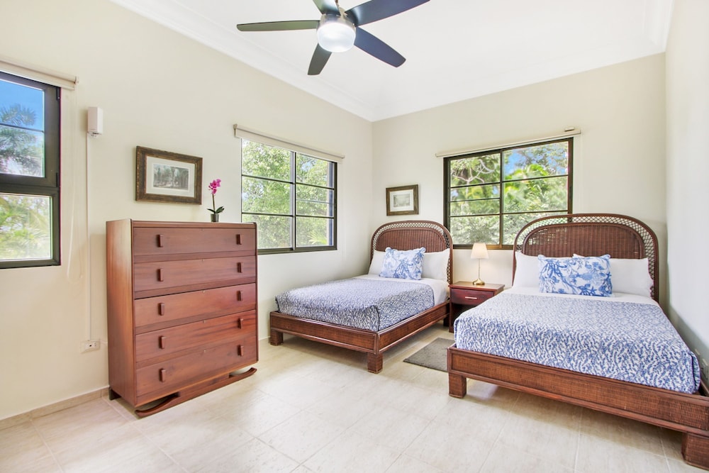 Beautiful Villa Tortuga At Puntacana Resort Club Pool Garden Golf Cart Maid - Punta Cana