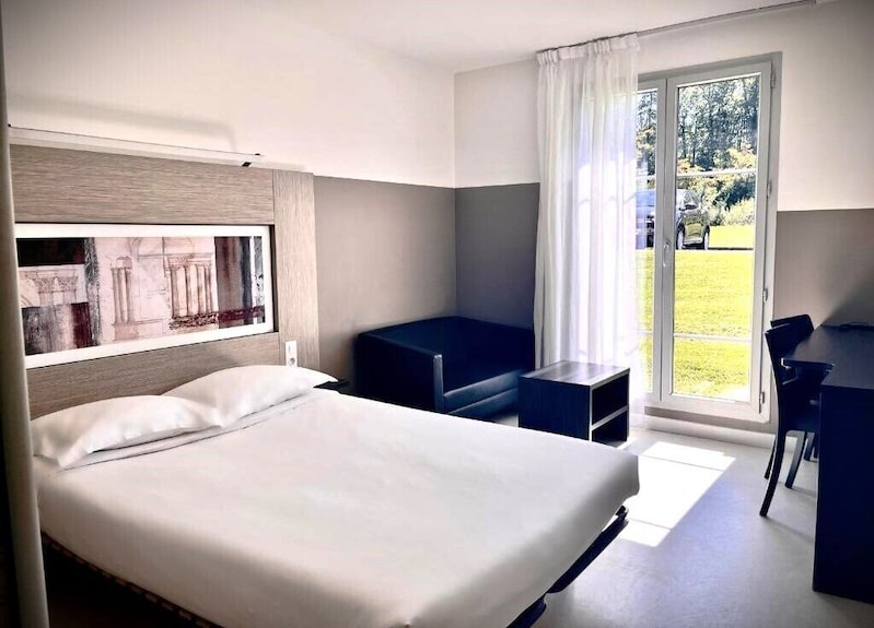 Grand Studio Dans Résidence 3 éToiles - Melun