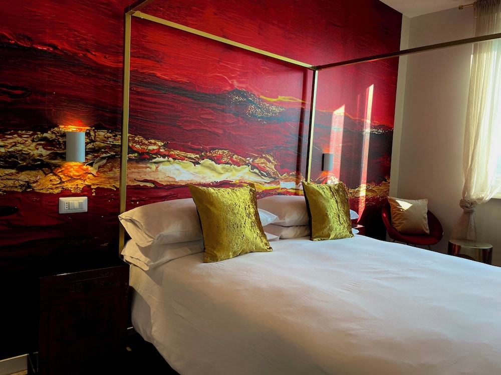 Your home in Rome 4 Rooms & 4 Elements Spacious penthouse for 12 guests - Rome | Vrbo