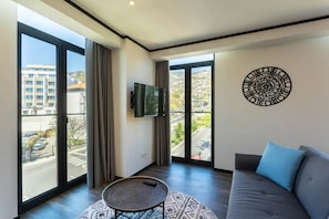 Estúdio Familiar, 1 cama de casal e sofá-cama | Roupa hipoalergénica, Wi-fi grátis, roupa de cama fornecida 