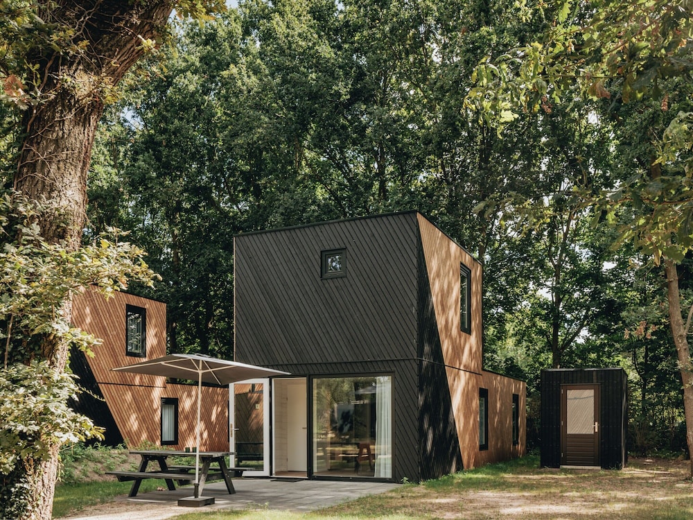 Detached Villa In A Green Environment - Zeeland