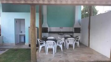 Apartamento Básico | Refeições ao ar livre