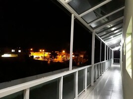 Apartamento Básico | Terrenos do alojamento