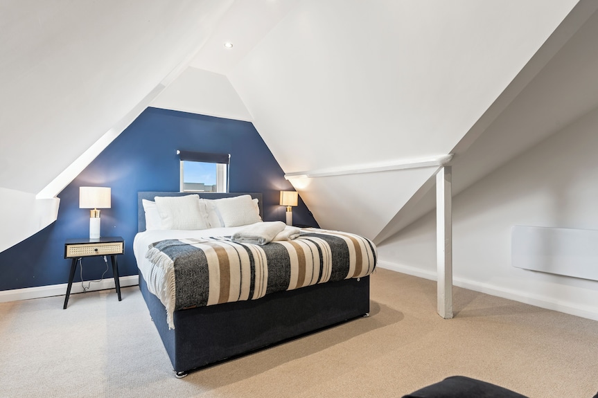 Beachfront Aparthotel, Seaview Penthouse With Free Parking And Wi-fi #9 - Redcar