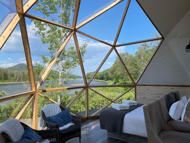 Experience 365-days Of Glamping In The Heart Of Flatlands, Nb! - 新不倫瑞克