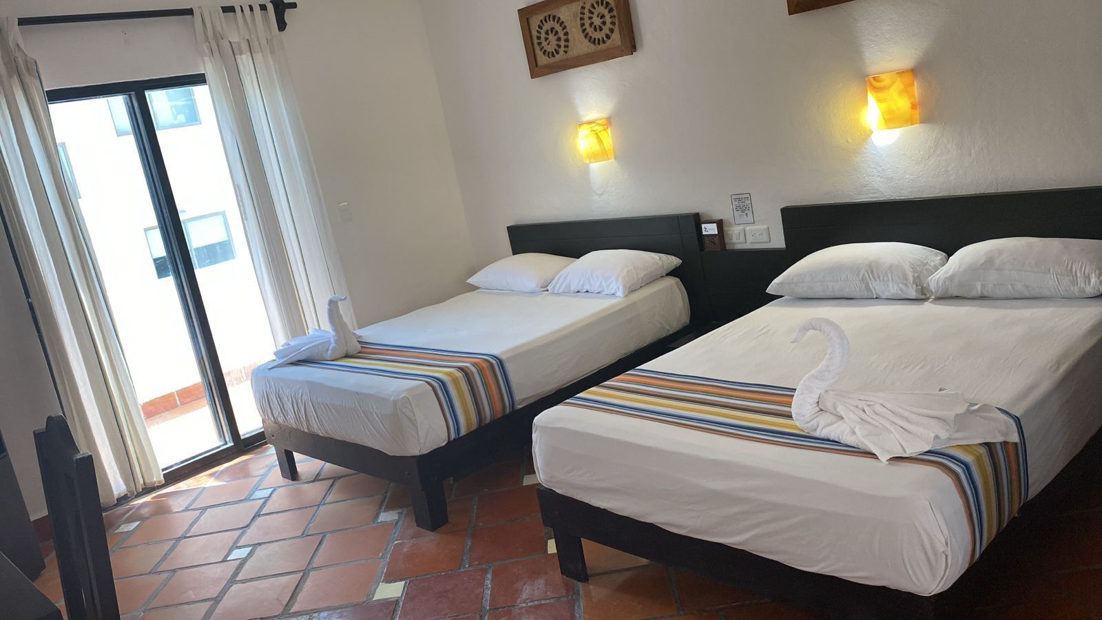 Quarto clássico | Wi-Fi de cortesia, roupa de cama