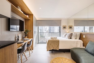 Apartamento Deluxe | Secretária, Wi-fi grátis 