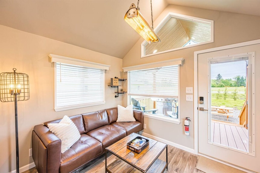 Rainforest Tiny Home Retreat: Industrial - Forks, WA