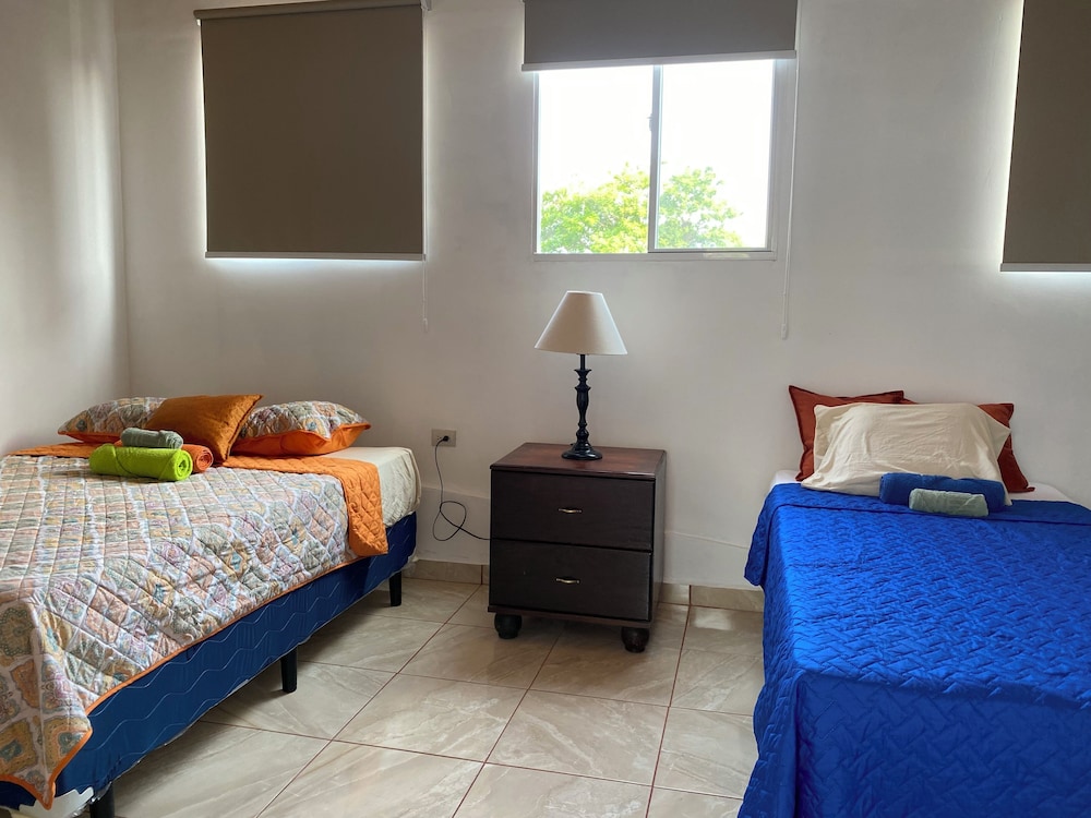Casa Completamente Equipada Cerca De Todo Santa Tecla - San Salvador
