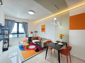 Apartamento, 1 quarto, para não fumantes, vista para a cidade | Ferros/tábuas de passar roupa, Wi-Fi de cortesia, roupa de cama