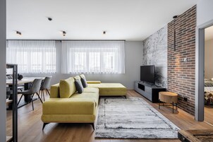 Apartamento, 1 quarto | Sala de estar