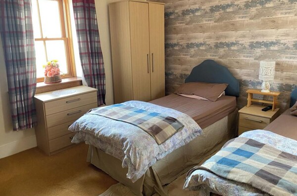 Homely Cottage For All Holiday Outdoor Activities - Moray