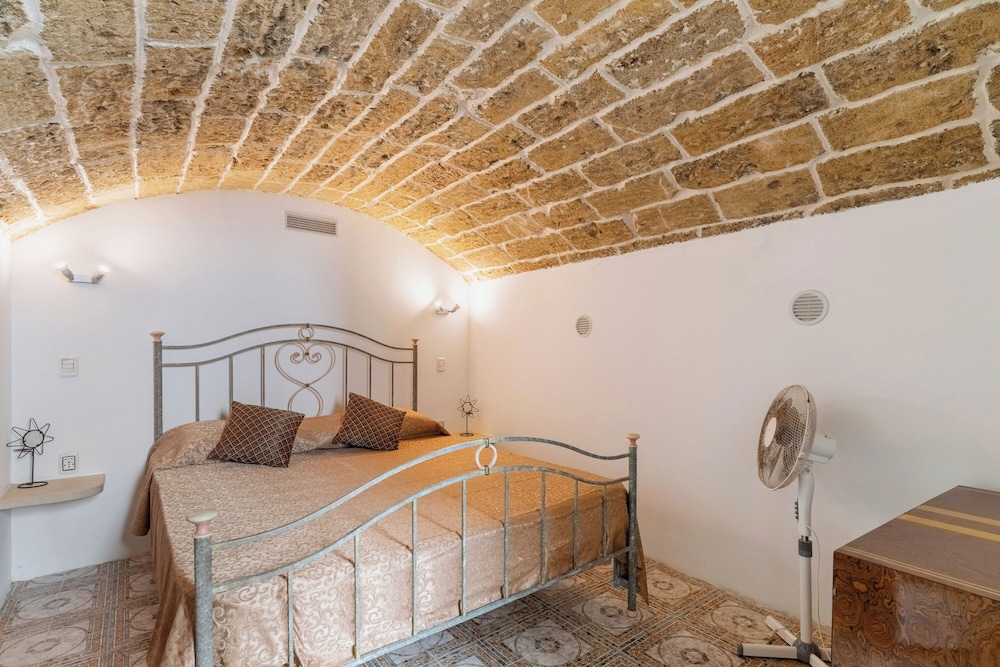 Appartamento 'Elena Inn' Con Terrazza Privata, Wi-fi E Aria Condizionata - Matino