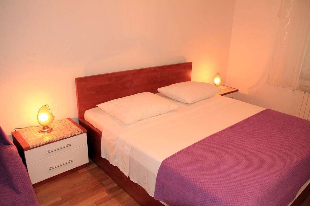 2-zimmer-ferienwohnung Mit Terrasse Biograd Na Moru, Biograd (A-23415-f) - Biograd na Moru