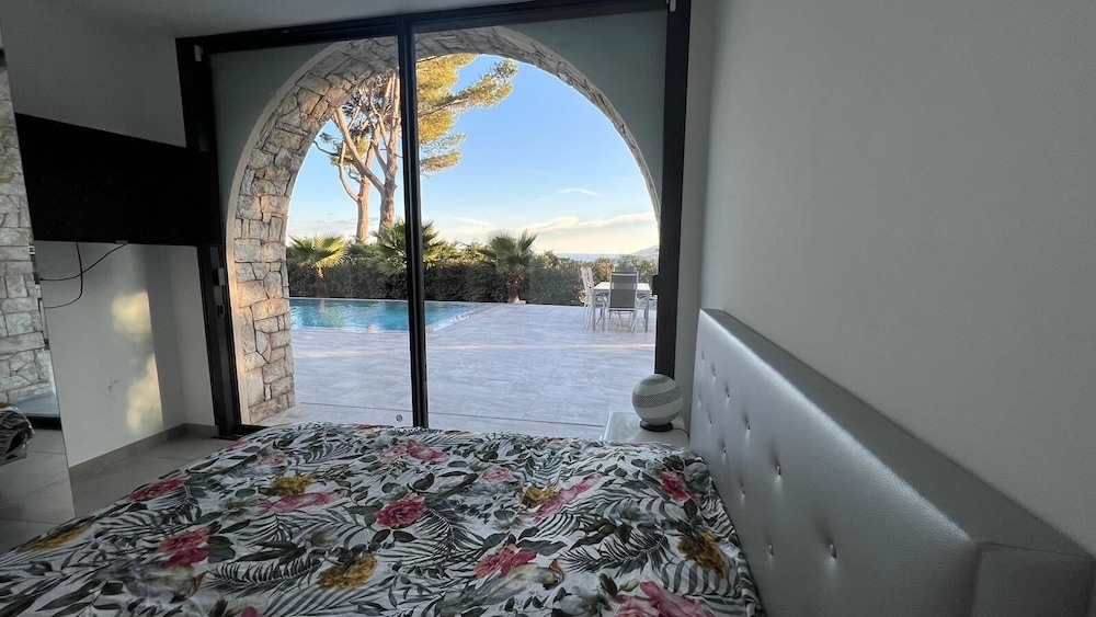 Prestigious Villa - Sea View - Cagnes-sur-Mer