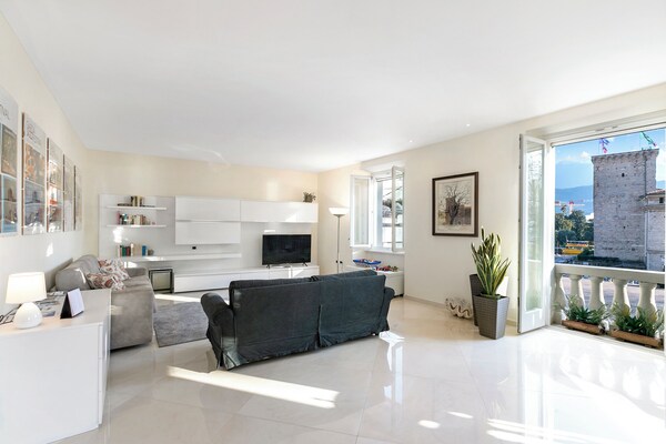 Life & View Luxury Apartment - Arco