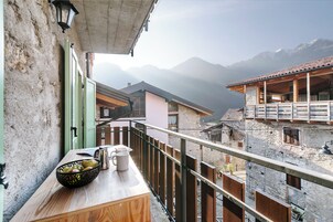 Apartamento família, vários quartos (Villa Pastoedo Ap. Verde) | Sacada