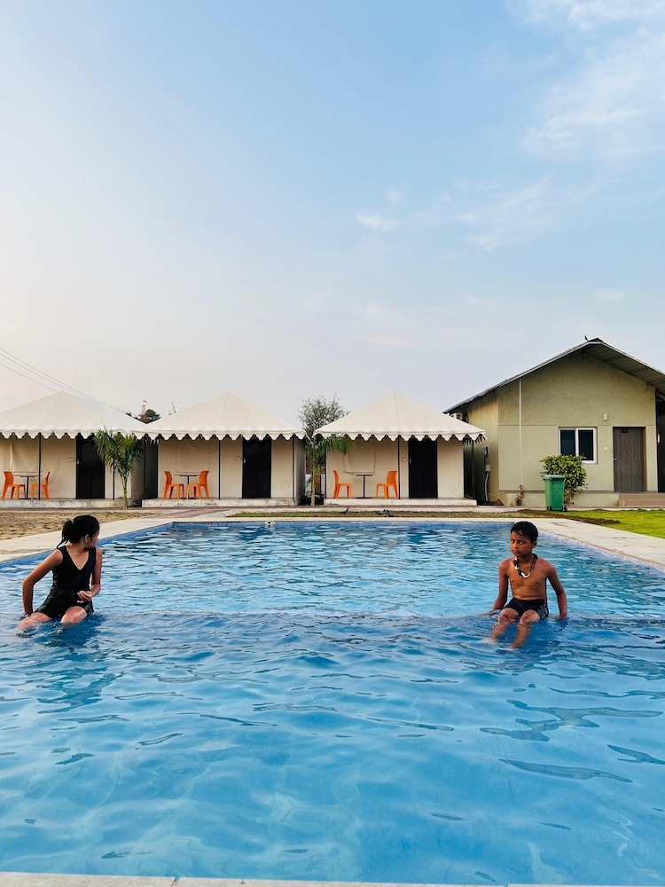 Unity Sunrise Resort - Statue Of Unity Kevadia - Nandurbar