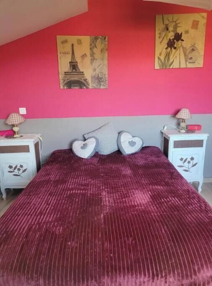 La Cadole House Surrounded By A Vineyard. Panoramic Trails. - Dolancourt