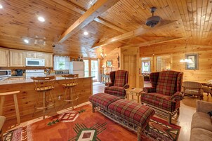 Casa (2 Bedrooms) | Interior