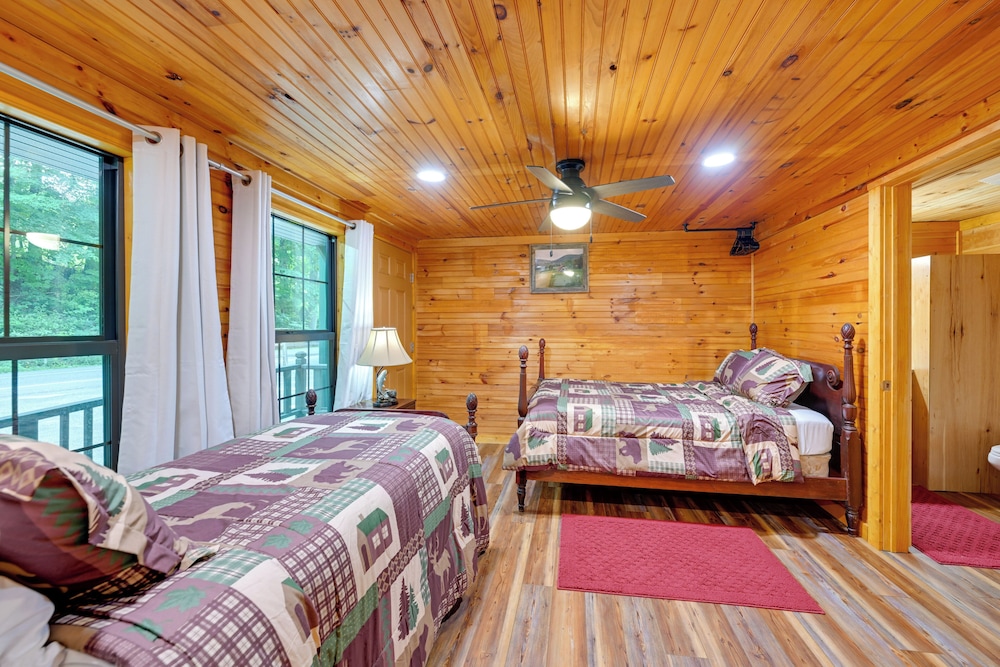 6 Mi To Town: Robbinsville Apt W/ Deck & Grill - Calderwood Lake, TN