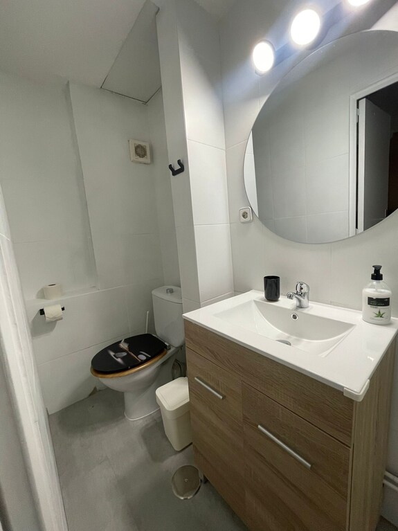 Triple Superior-conbalcón-mini Cocina-bańo Privado - Loeches