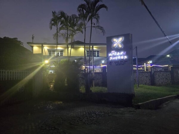 Flora Suites - Lagos