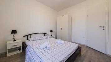 Apartamento | 1 quarto, espaço de trabalho para notebook