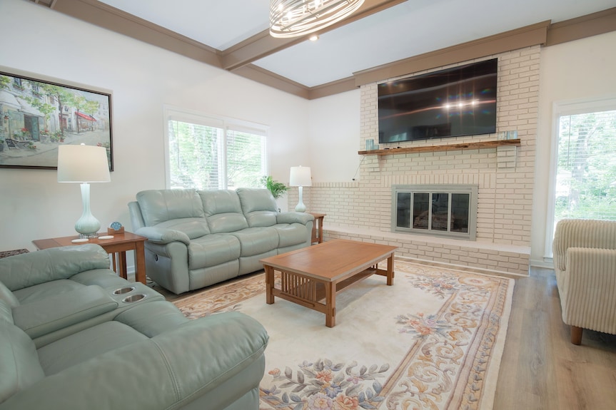 15min To Dwntwn Greenville/35min To Clemson-"the Artist Haven" - Saluda Lake, SC