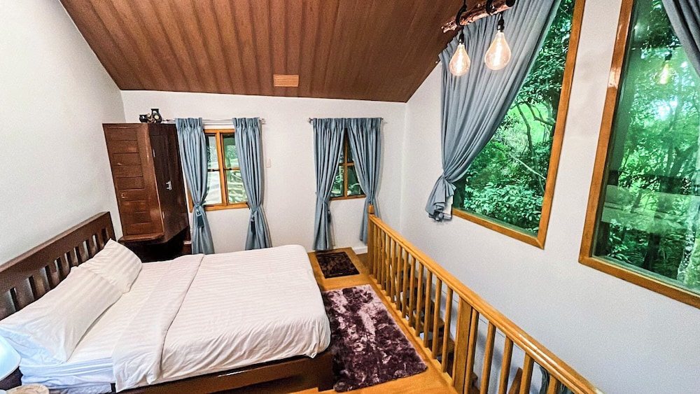 House with hot pool and forest view, Baguio. Tuba, Benguet. - Tuba | Vrbo