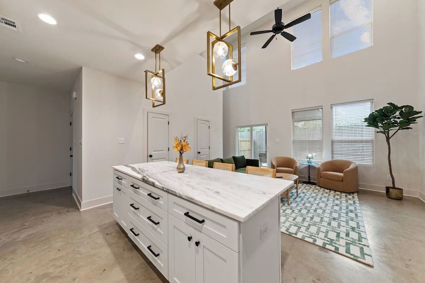 Acadian House-cajun Country Gem-king Bed-fast Wifi - ラフェイエット, LA