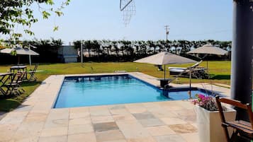 Piscina exterior
