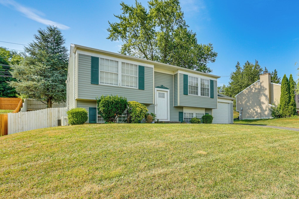 5 Mi To Downtown Harrisburg - Family Home! - New Buffalo, PA