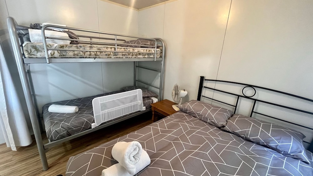 Family Getaway - Cabin 50: Your Ideal Retreat For Comfort And Nature - Broadwater