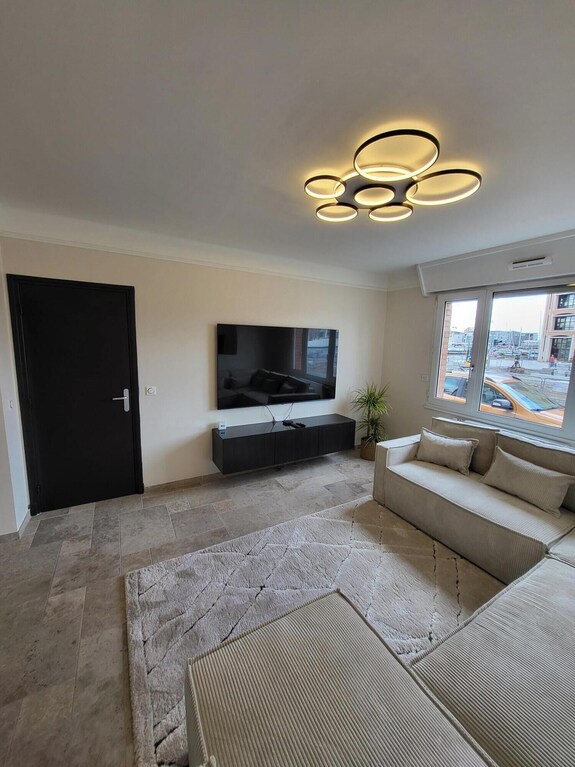 Detached House Downtown - Norte