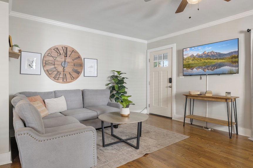 3-bed House W/ Bonus Room, In-unit Washer/dryer, Fenced In Yard, Private Parking - Paducah, KY